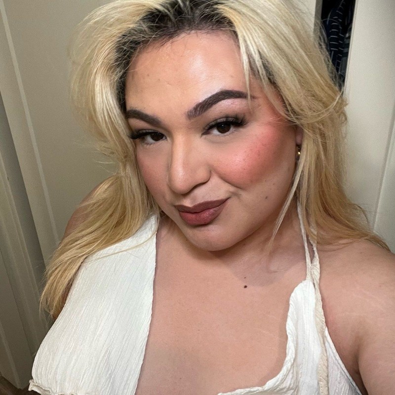 Rubii Puga (@rubiipuga) | Snapchat Stories, Spotlight & Lenses