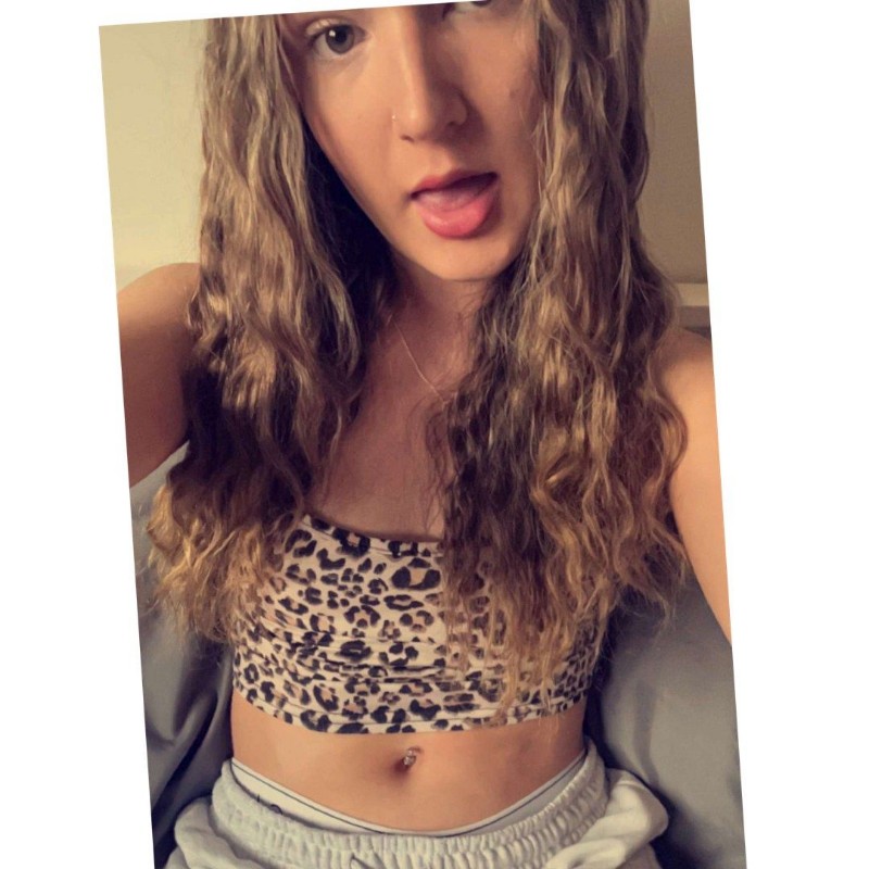 ruby ️ (@ruby.hearn) | Snapchat Stories, Spotlight & Lenses