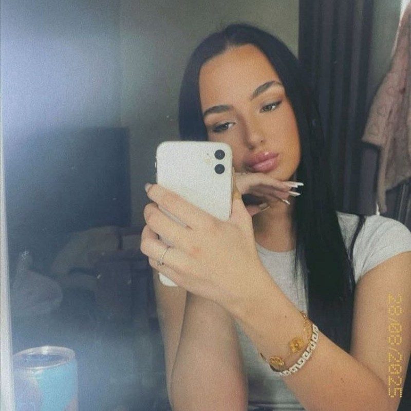 ruby Leigh💃🪩🍒 (@rubyleexo18) | Snapchat Stories, Spotlight & Lenses
