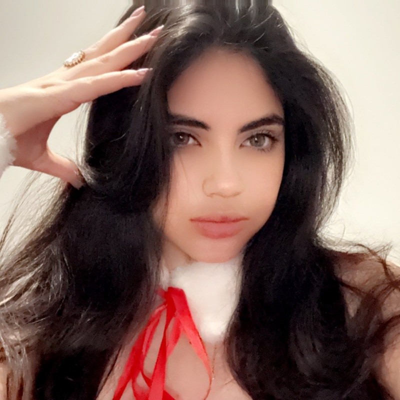 Ruby Muñoz (@rubymunoz5) | Snapchat Stories, Spotlight & Lenses