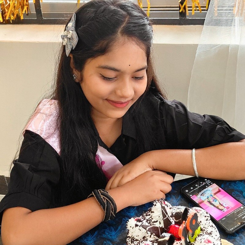 Megh_aa (@ruhiramteke2021) | Snapchat Stories, Spotlight & Lenses