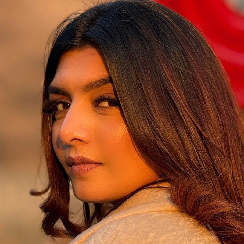 Rupinder Handa (@rupinderhandarh) | Snapchat Stories, Spotlight & Lenses