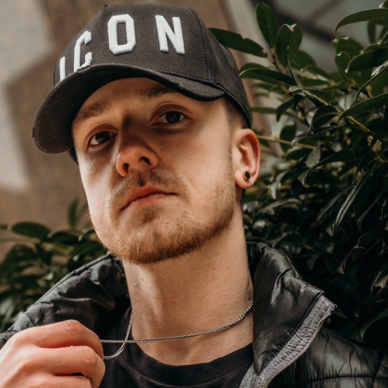 Ryan McCallister (@ryanbaxo) | Snapchat Stories, Spotlight & Lenses