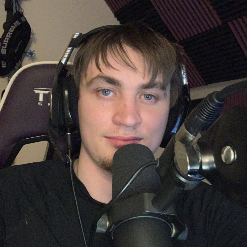 Ryan 😀(@ryanischill19) | เรื่องราว Snapchat ตลอดจน Spotlight และเลนส์