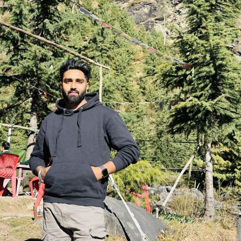 Sourav Verma(@s.verma57) | เรื่องราว Snapchat ตลอดจน Spotlight และเลนส์