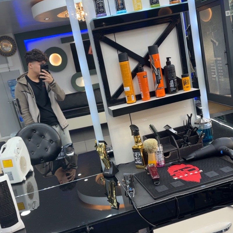 Sam (@s4m.70) | Snapchat Stories, Spotlight & Lenses