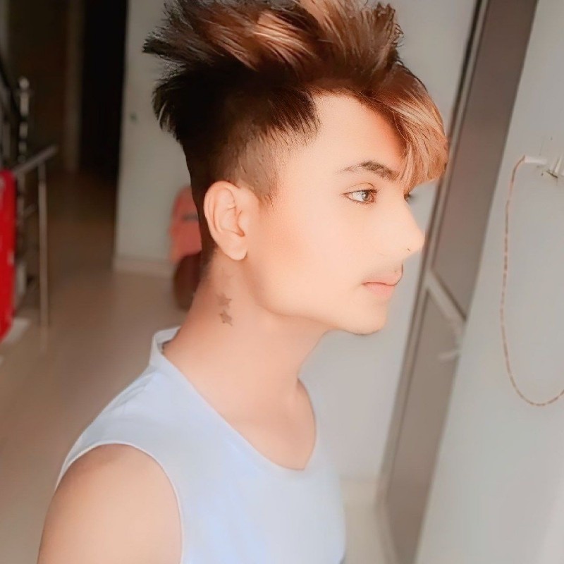 Shubham (@s52069790) | Snapchat Stories, Spotlight & Lenses