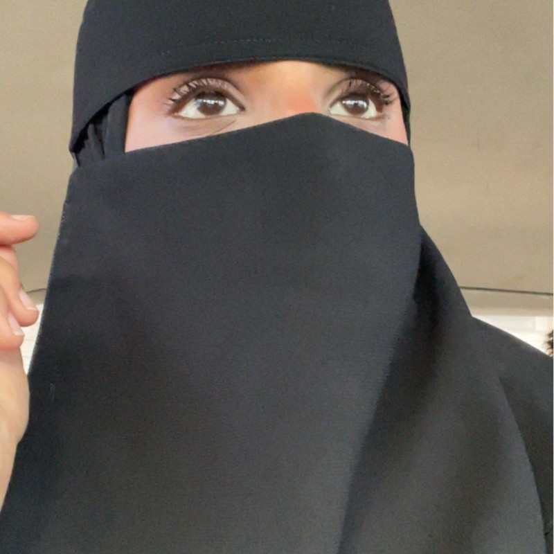 سبا بنت سعيد 🇸🇦🇾🇪 (@saboy_19) | Snapchat Stories, Spotlight & Lenses