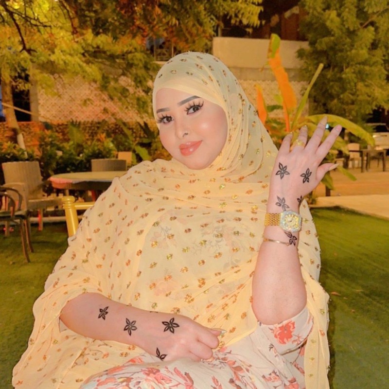 Sabriina👸🏻 (@sabriina23) | Snapchat Stories, Spotlight & Lenses