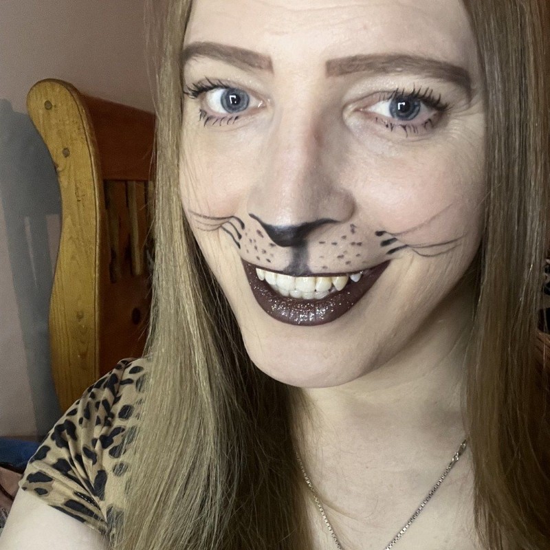 Sabrina (@sabrina_twitch) | Snapchat Stories, Spotlight & Lenses