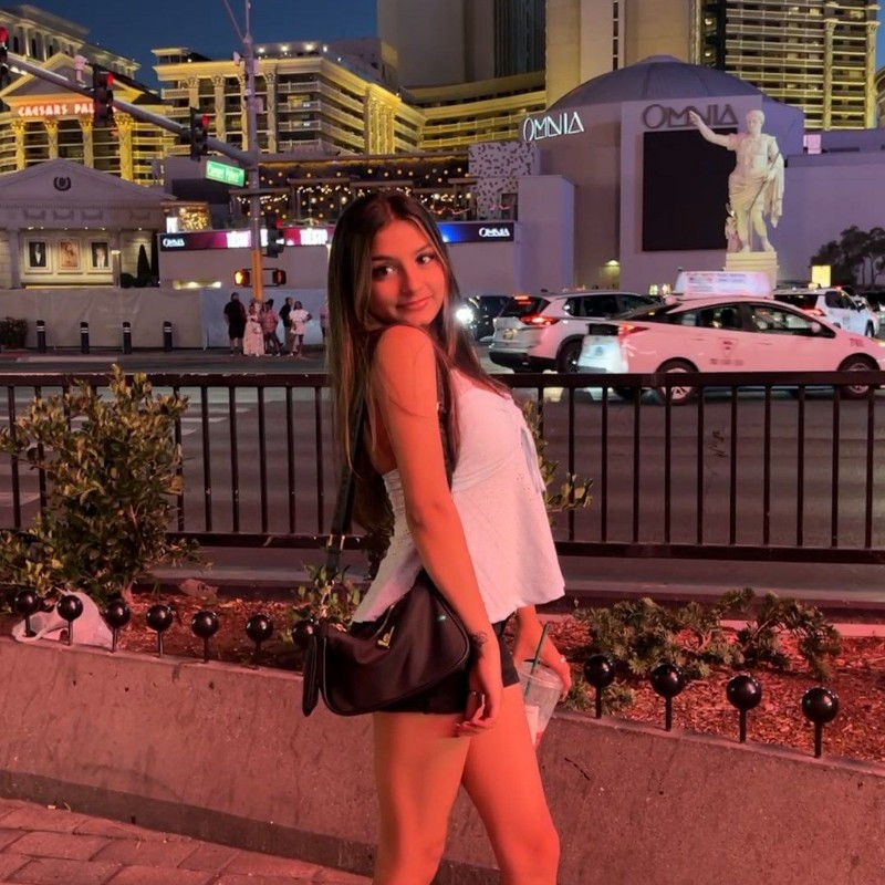 Sachi (@sachi.thakkar) | Snapchat Stories, Spotlight & Lenses