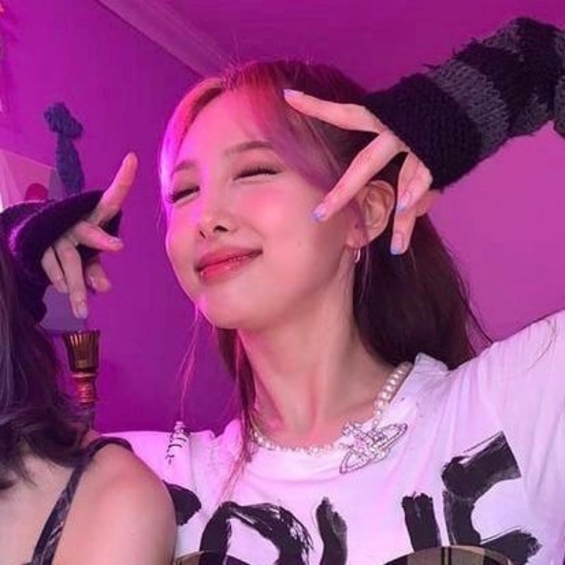 SAFA (@safa.kp18) | Snapchat Stories, Spotlight & Lenses