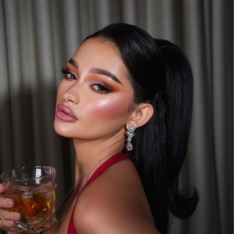 Sahar Makeup Artist (@sahar_alzhranii) | Snapchat Stories, Spotlight ...