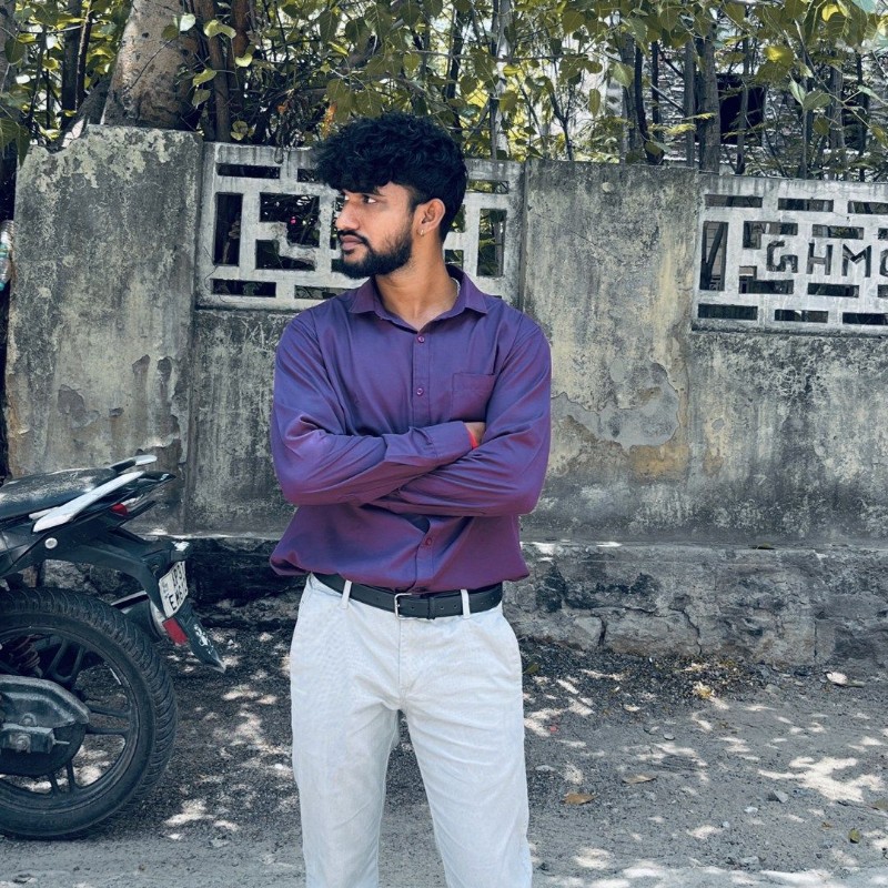 Saketh Mudiraj👑 (@saketh_ll) | Snapchat Stories, Spotlight & Lenses