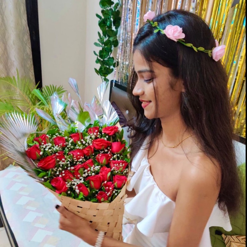 Saloni Alhat 🎀 (@salo_alhat) | Snapchat-Stories, Spotlight och linser