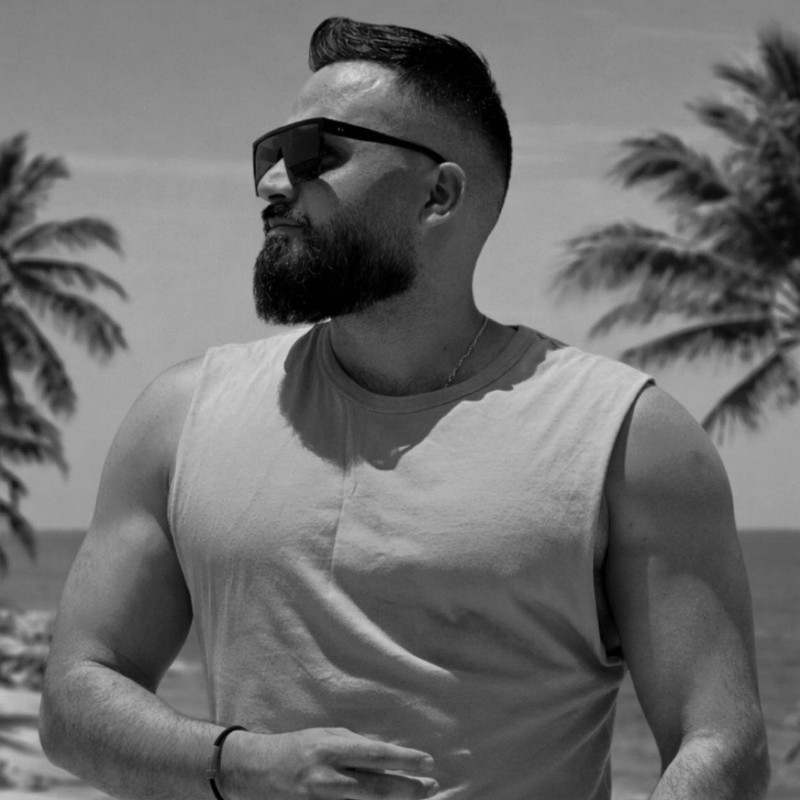 Mr👑 SemoO ♥️😎 In Jordan 🇯🇴 (@salom_74) | Snapchat Stories, Spotlight ...