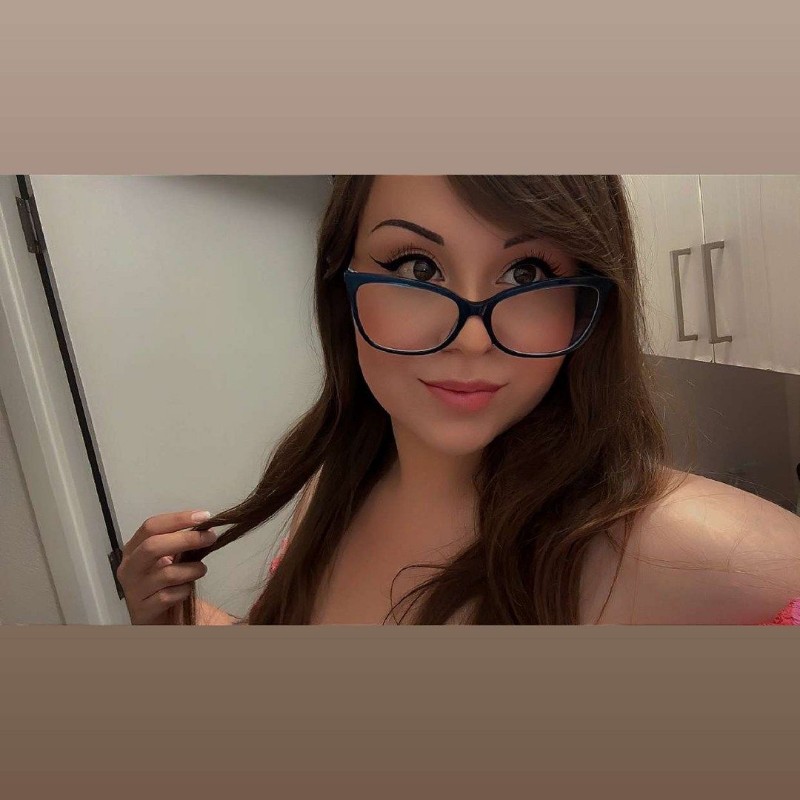 Samantha Lopez (@sam.j6773) | Snapchat Stories, Spotlight & Lenses