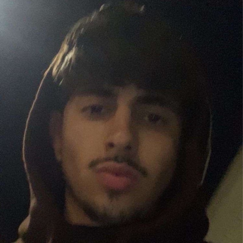 Sam (@sam2peezy) | Snapchat Stories, Spotlight & Lenses