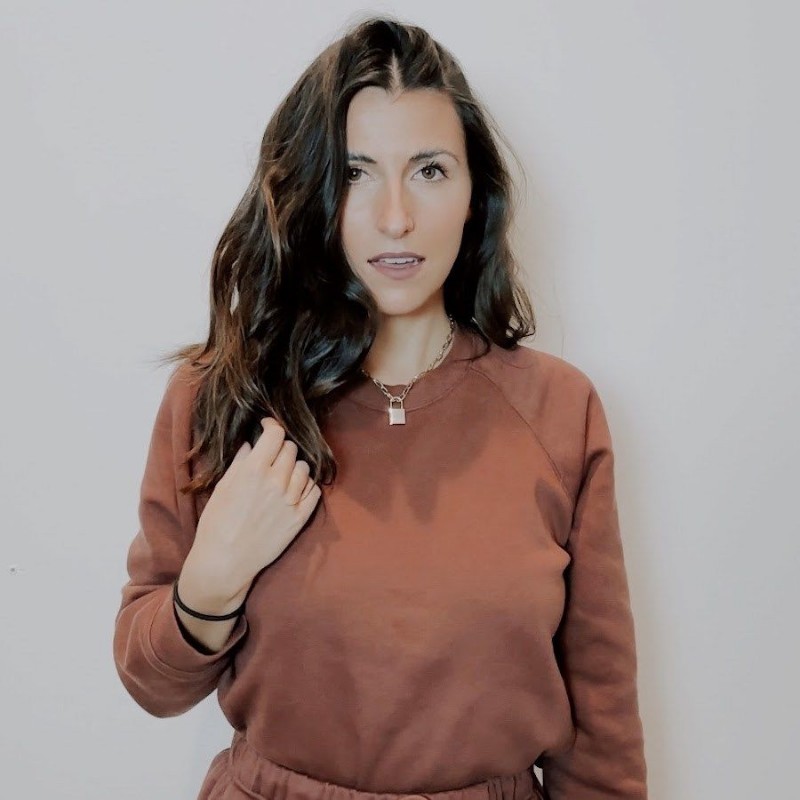 Sam & Jen (@samjenshow) | Snapchat Stories, Spotlight & Lenses