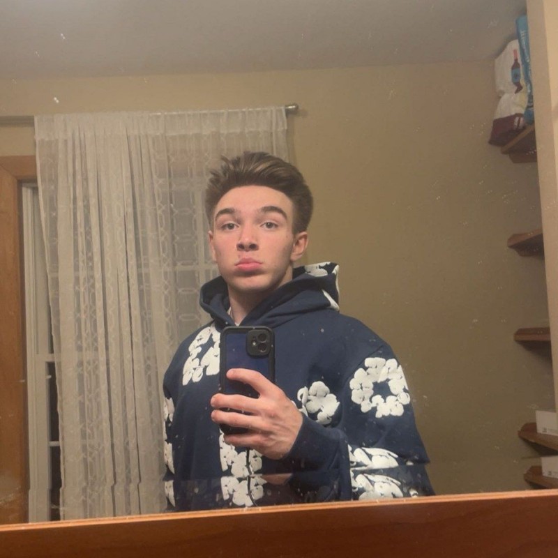 Sam🕺🏽 (@saml7857) | Snapchat Stories, Spotlight & Lenses