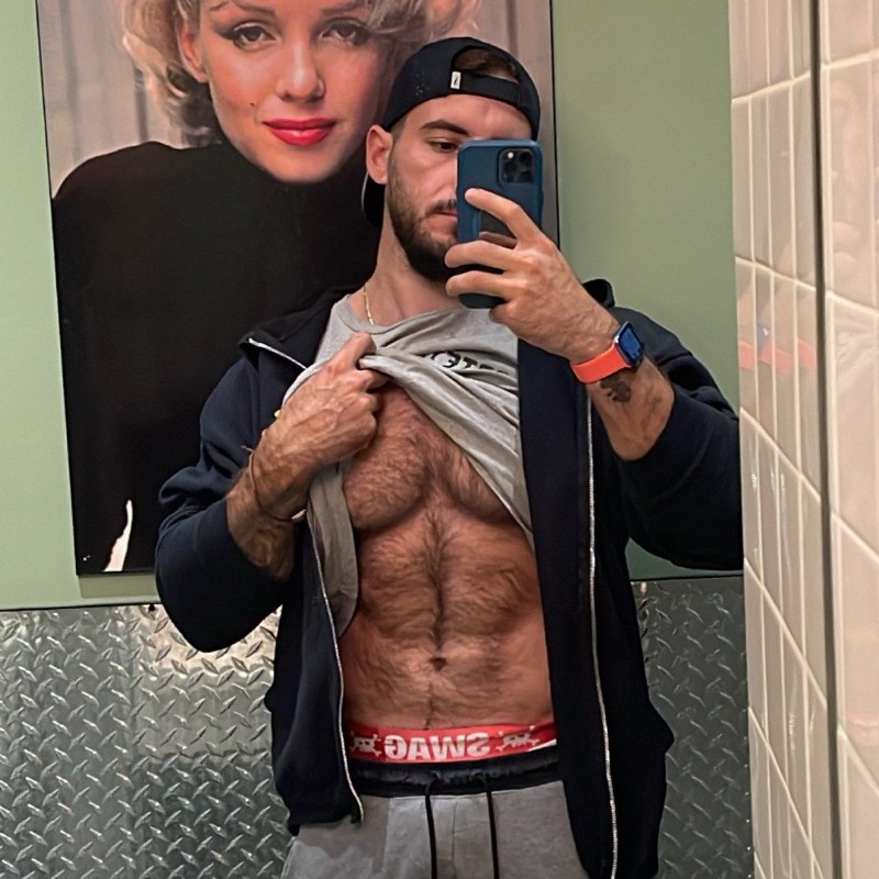 Sotiris Vasileiou (@samvass5) | Snapchat Stories, Spotlight & Lenses