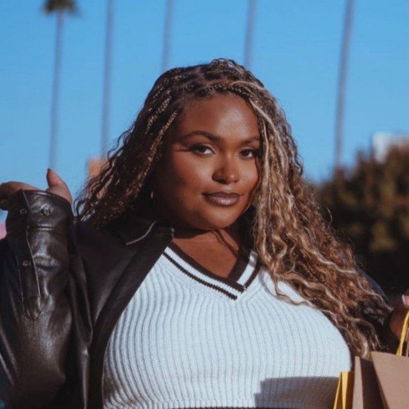 Samyra (@samyra) | Snapchat Stories, Spotlight & Lenses