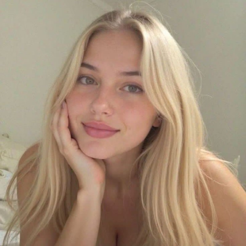 Sandra Mary (@sandramary27009) | Snapchat Stories, Spotlight & Lenses