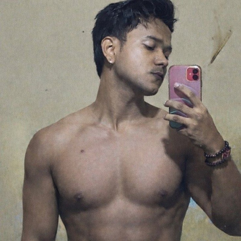 Sanjay Thapa (@sanjayt20261818) | Snapchat Stories, Spotlight and Lenses