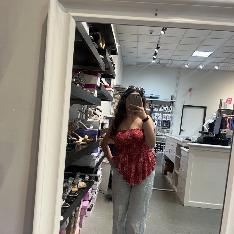 Sarah (@sarah_g10256) | Snapchat Stories, Spotlight & Lenses