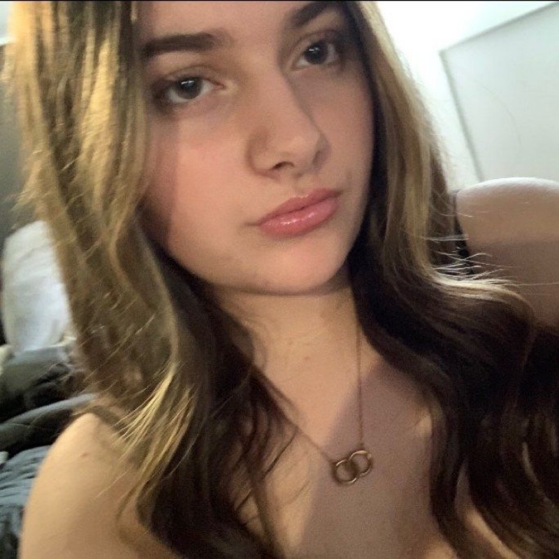 Sarah-Maude💕 (@sarah_maudec) | Snapchat Stories, Spotlight & Lenses