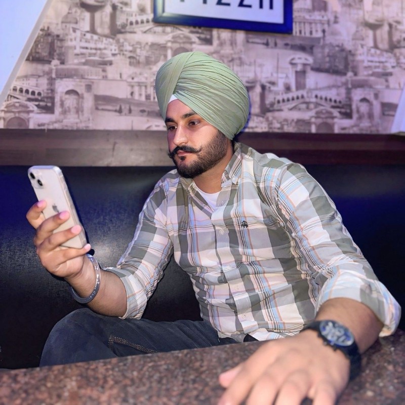 Sabi Randev (@sarbjit-singhh) | Snapchat Stories, Spotlight & Lenses