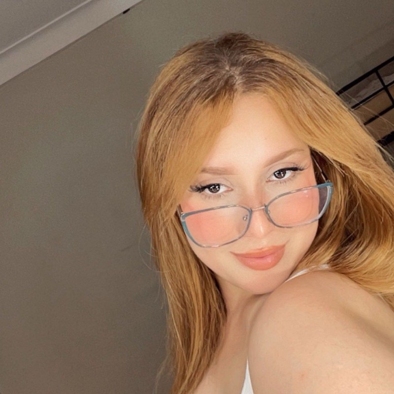 Sarra 💅🏼 (@sarra.hemmar) | Snapchat Stories, Spotlight & Lenses