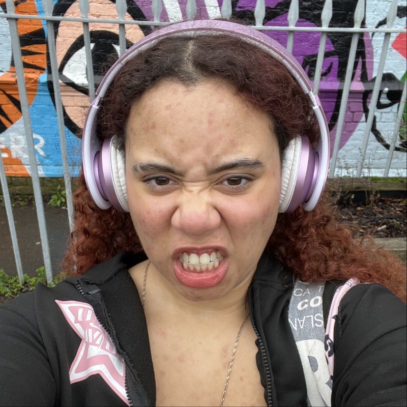 sasha (@sashacanfly47) | Snapchat Stories, Spotlight & Lenses