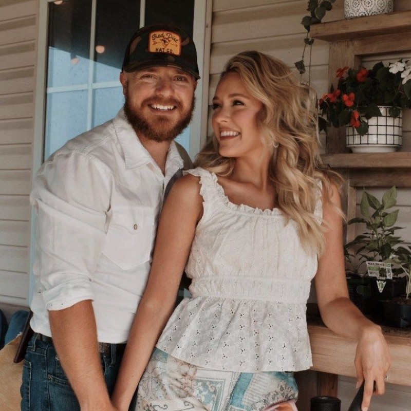 Sasser house (@sasserhouse) | Snapchat Stories, Spotlight & Lenses