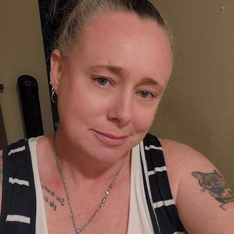 Stephanie Crowder (@sassy2769) | Snapchat Stories, Spotlight & Lenses