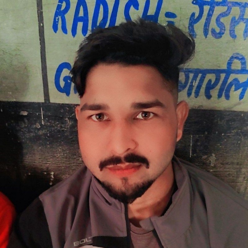 Sharwan Kumar (@satranalive) | Snapchat Stories, Spotlight & Lenses