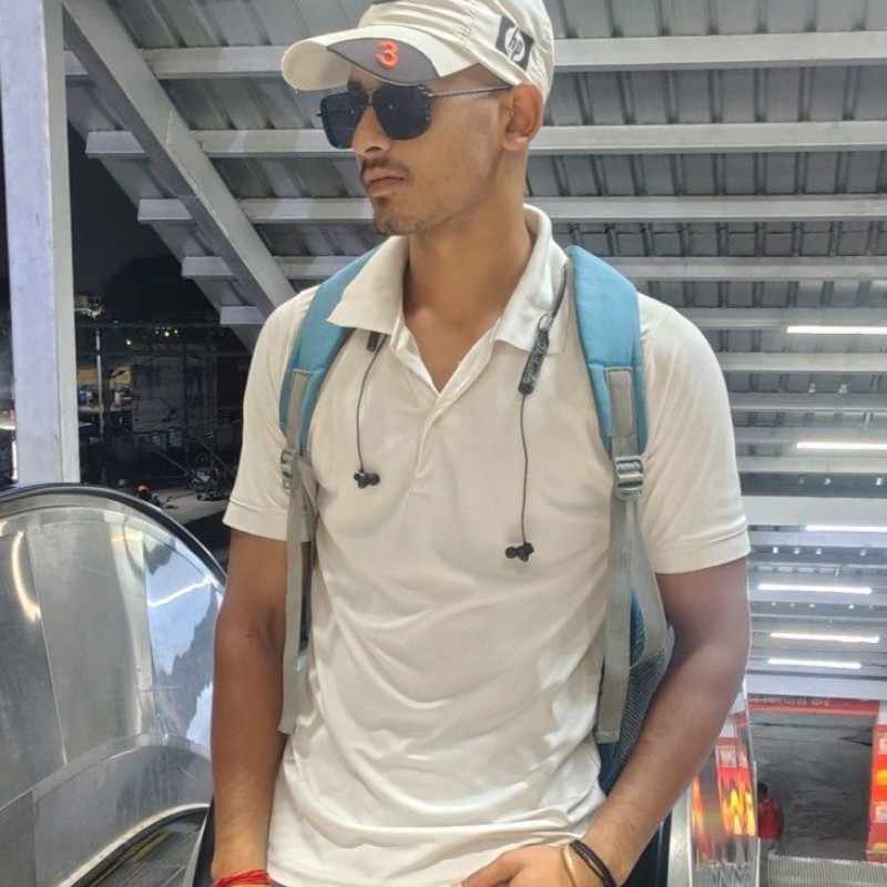 Ronak (@saurav_bahnwal) | Snapchat Stories, Spotlight & Lenses