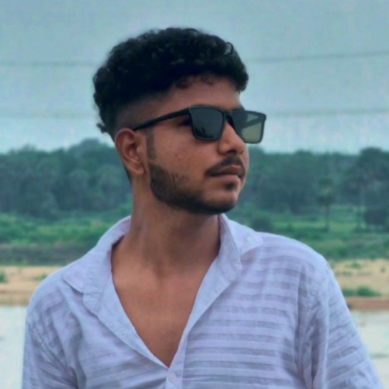 Saurav Singh (@sauravk247498) | Snapchat Stories, Spotlight & Lenses