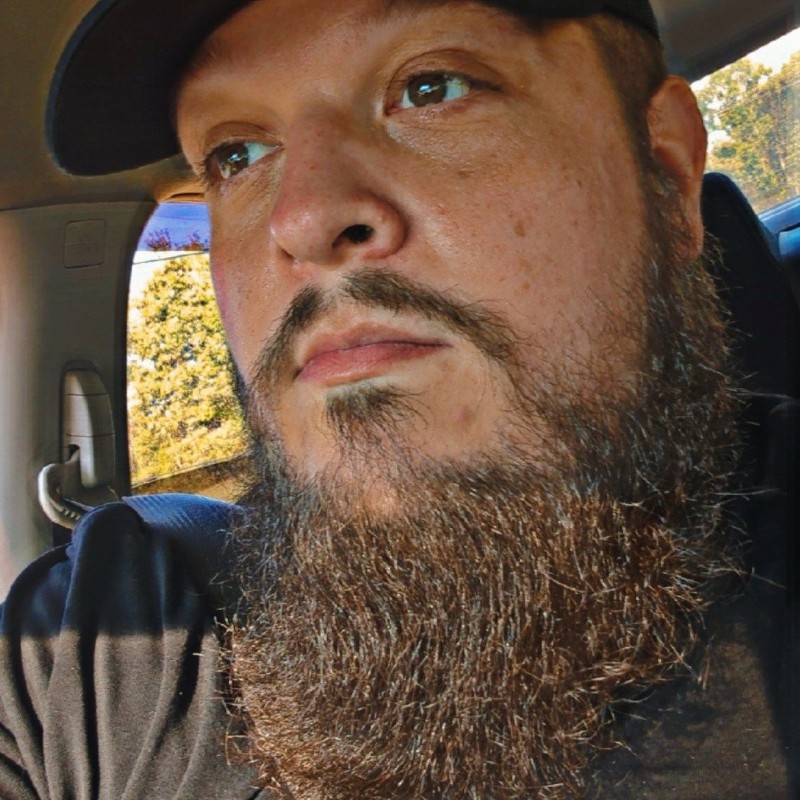 BeardedTitan (@savage_titan0) | Snapchat Stories, Spotlight & Lenses