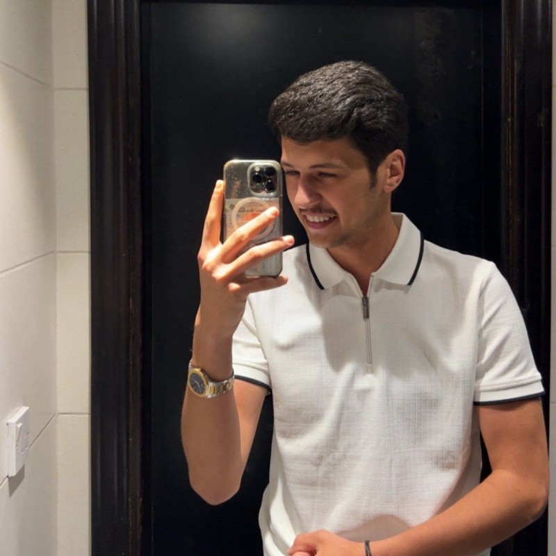 Moayed Almhanna (@saw.m3) | Snapchat Stories, Spotlight & Lenses