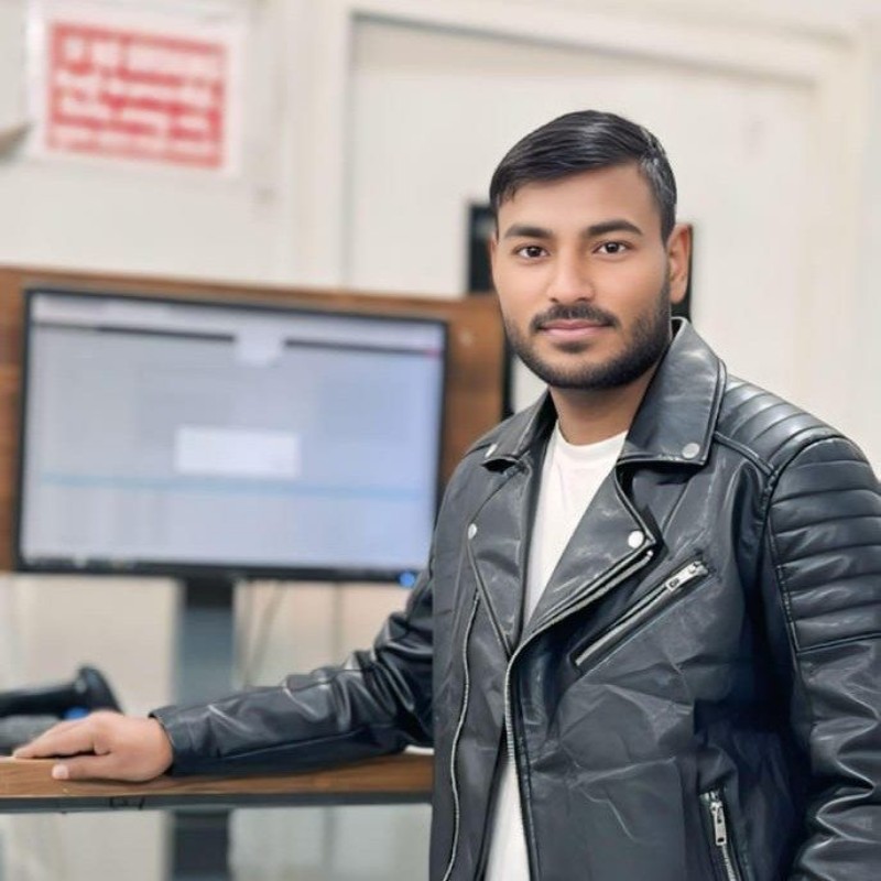 Saurav Chaudhary (@schaudhary382) | Snapchat Stories, Spotlight & Lenses