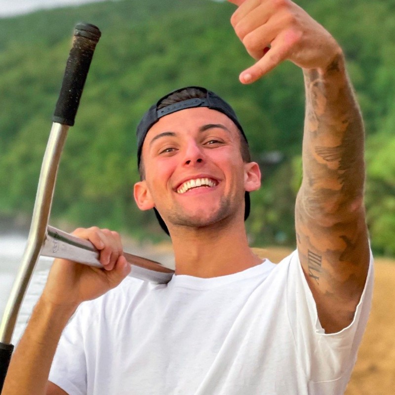 scoot2street (@scoot2street) | Snapchat Stories, Spotlight & Lenses