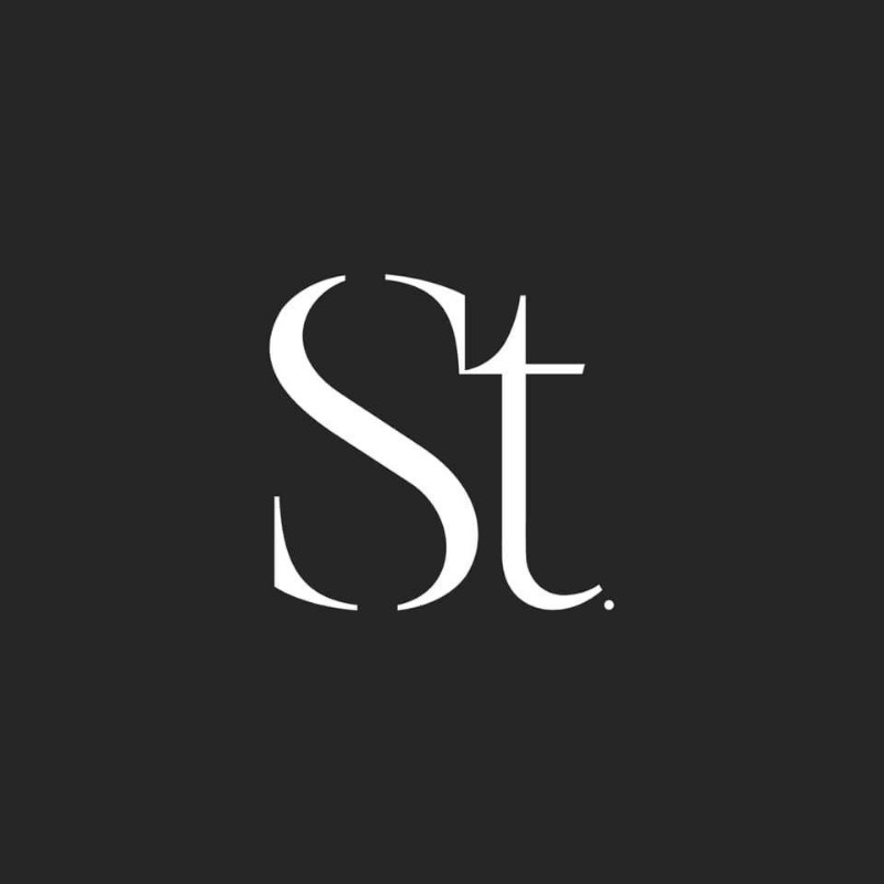 Stephanie Koerner (@seintcosmetics) | Snapchat Stories, Spotlight & Lenses
