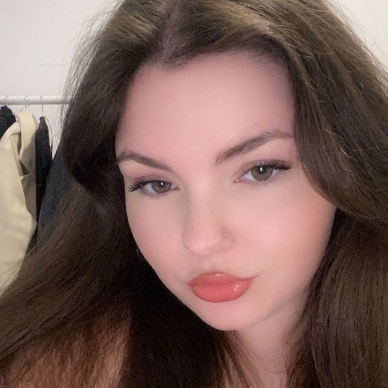 𝓢𝓮𝓵𝓲𝓷𝓪🩷 (@selina247) | Snapchat Stories, Spotlight & Lenses