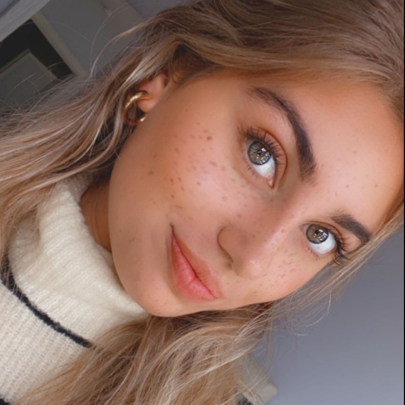 selin (@seline) | Snapchat Stories, Spotlight & Lenses