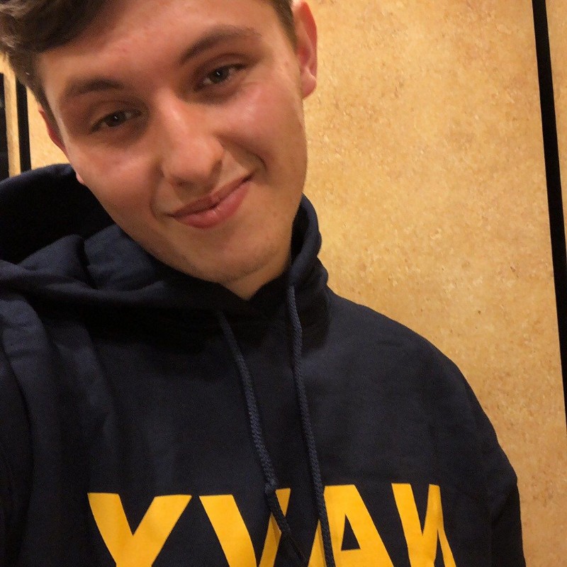 Lawrence (@senior_mason) | Snapchat Stories, Spotlight & Lenses