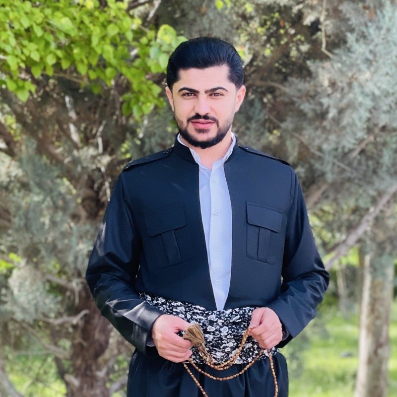 𝚂𝚎𝚛𝚊𝚓 𝙼𝚊𝚑𝚍𝚒 (@seraj-mahdi) | Snapchat Stories, Spotlight & Lenses