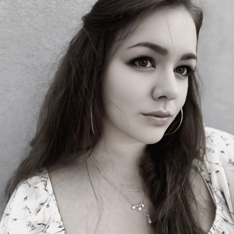 Sarah Frick (@sfrick03) | Snapchat Stories, Spotlight & Lenses