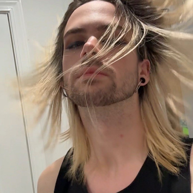 SĦAÐE ĦENÐŘY (@shadehendry) | Snapchat Stories, Spotlight & Lenses