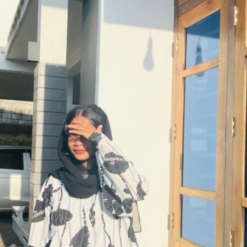 Shaaaaaaaaaaaah🪐🤎 (@shadha_shah) | Snapchat Stories, Spotlight & Lenses